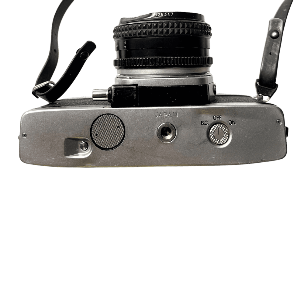 Buy Vintage Minolta SRT 100 SLR Film Camera with 50 mm Lens (USED ...